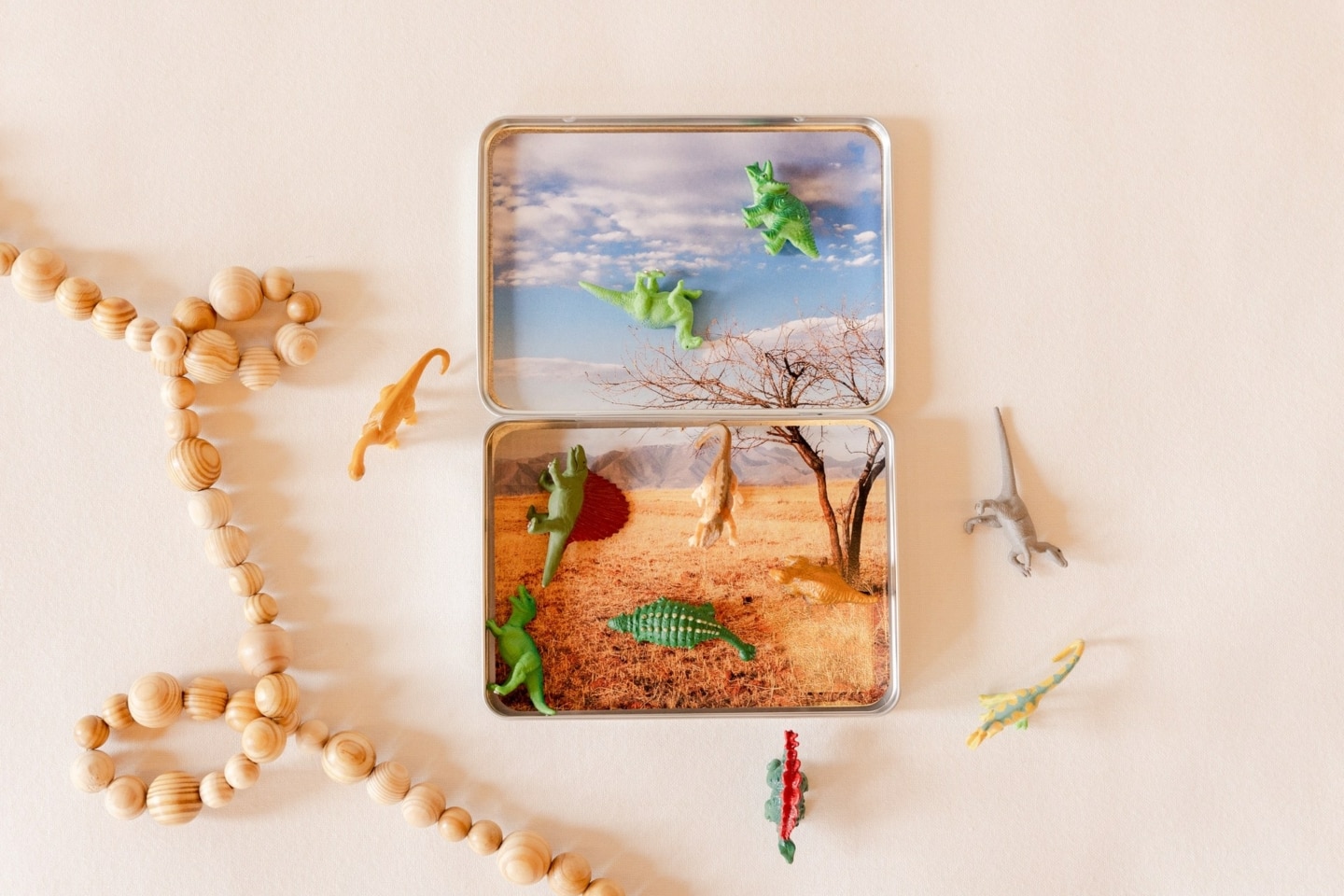 Large Magnetic Animal Tin (Dinosaur) · Studio 331