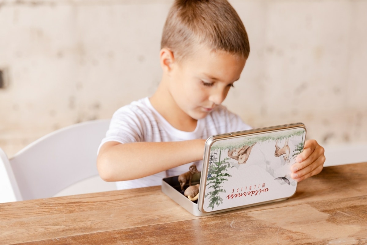 Large Magnetic Animal Tin · Studio 331